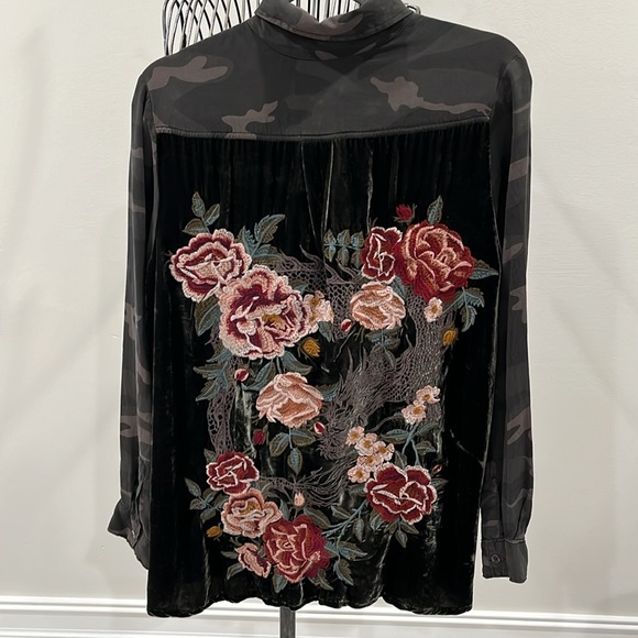 Johnny Was | Tops | Johnny Was Drogon Velvet Embroidered Back Shirt ...